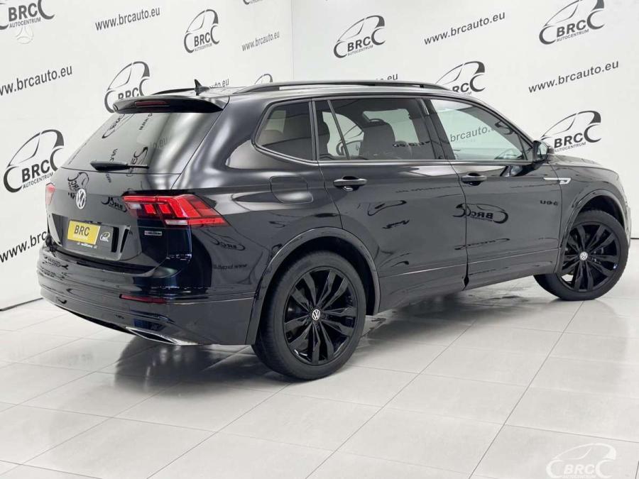 Black Volkswagen Tiguan 2021 in Vilnius, with an engine capacity of 1.98 L and mileage of 170 thousand km for 17900 €, photo 4 on AUTOMOTO.COM.LV