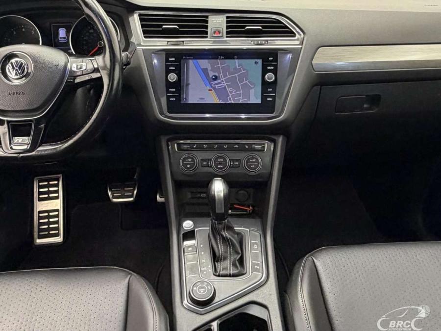 Black Volkswagen Tiguan 2021 in Vilnius, with an engine capacity of 1.98 L and mileage of 170 thousand km for 17900 €, photo 16 on AUTOMOTO.COM.LV