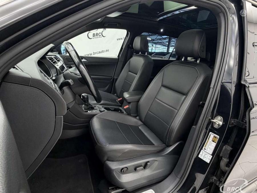 Black Volkswagen Tiguan 2021 in Vilnius, with an engine capacity of 1.98 L and mileage of 170 thousand km for 17900 €, photo 24 on AUTOMOTO.COM.LV
