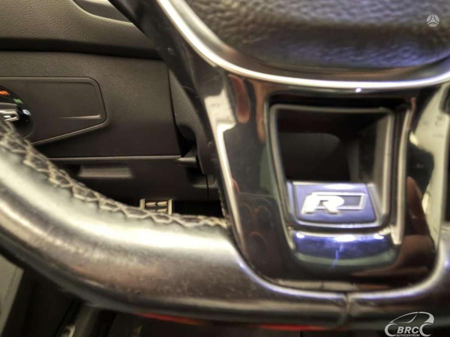 Black Volkswagen Tiguan 2021 in Vilnius, with an engine capacity of 1.98 L and mileage of 170 thousand km for 17900 €, photo 32 on AUTOMOTO.COM.LV