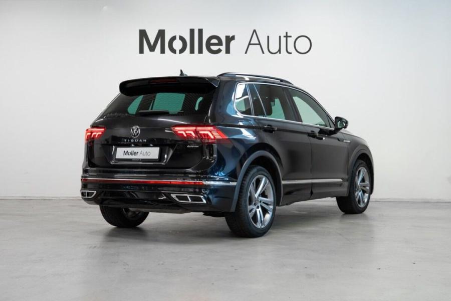 Melns Volkswagen Tiguan 2021 Viļņa, ar dzinēja tilpumu 2.00 L un nobraukumu 133 tūkst. km par 28900 €, foto 8 vietnē AUTOMOTO.COM.LV