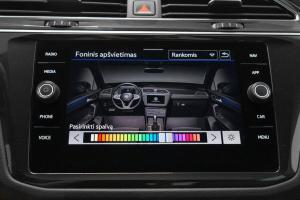 Melns Volkswagen Tiguan 2021 Viļņa, ar dzinēja tilpumu 2.00 L un nobraukumu 133 tūkst. km par 28900 €, foto 21 vietnē AUTOMOTO.COM.LV
