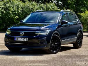 Black Volkswagen Tiguan 2021 in Riga, with an engine capacity of 1.50 L and mileage of 170 thousand km for 17970 €, photo  on AUTOMOTO.COM.LV