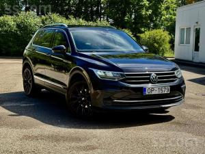 Melns Volkswagen Tiguan 2021 Rīga, ar dzinēja tilpumu 1.50 L un nobraukumu 170 tūkst. km par 17970 €, foto 3 vietnē AUTOMOTO.COM.LV