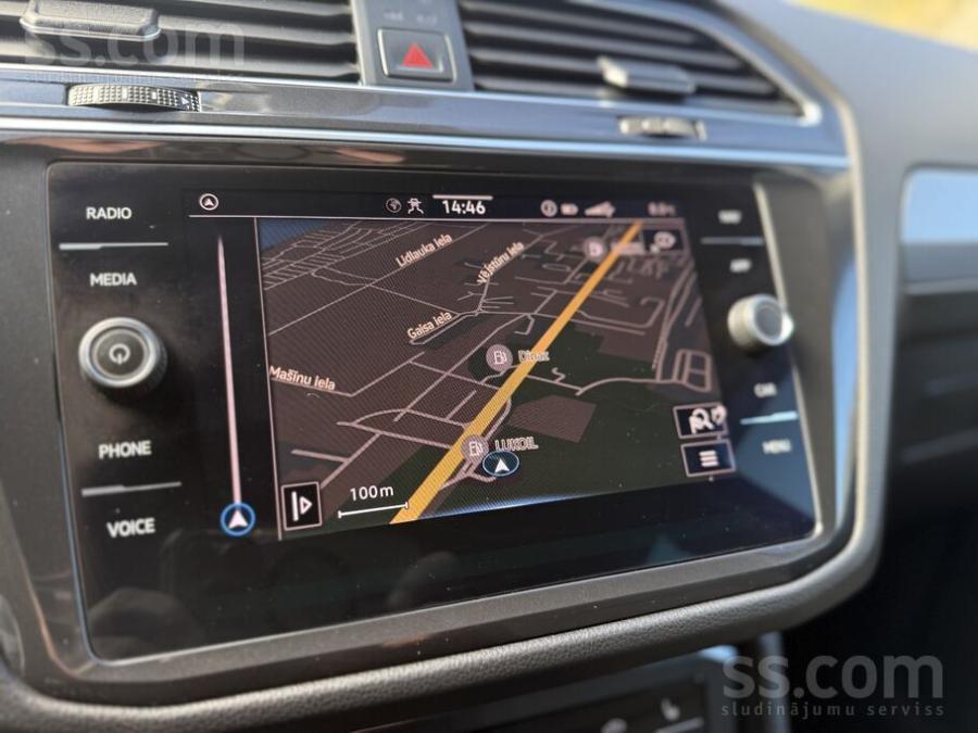 Melns Volkswagen Tiguan 2021 Rīga, ar dzinēja tilpumu 1.50 L un nobraukumu 170 tūkst. km par 17970 €, foto 34 vietnē AUTOMOTO.COM.LV