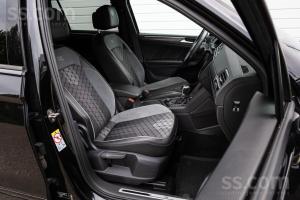 Melns Volkswagen Tiguan 2021 Rīga, ar dzinēja tilpumu 2.00 L un nobraukumu 118 tūkst. km par 27950 €, foto 8 vietnē AUTOMOTO.COM.LV