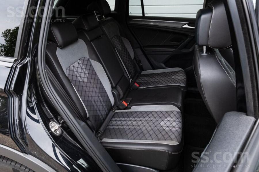 Melns Volkswagen Tiguan 2021 Rīga, ar dzinēja tilpumu 2.00 L un nobraukumu 118 tūkst. km par 27950 €, foto 9 vietnē AUTOMOTO.COM.LV