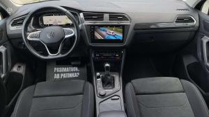 Melns Volkswagen Tiguan 2021 Marijampole, ar dzinēja tilpumu 1.97 L un nobraukumu 285 tūkst. km par 19990 €, foto 3 vietnē AUTOMOTO.COM.LV