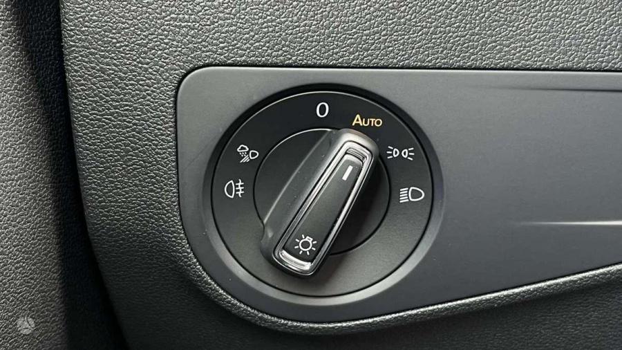 Melns Volkswagen Tiguan 2021 Marijampole, ar dzinēja tilpumu 1.97 L un nobraukumu 285 tūkst. km par 19990 €, foto 42 vietnē AUTOMOTO.COM.LV