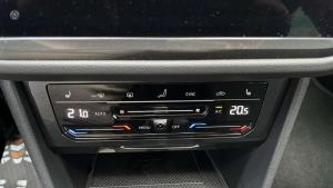 Melns Volkswagen Tiguan 2021 Marijampole, ar dzinēja tilpumu 1.97 L un nobraukumu 285 tūkst. km par 19990 €, foto 45 vietnē AUTOMOTO.COM.LV