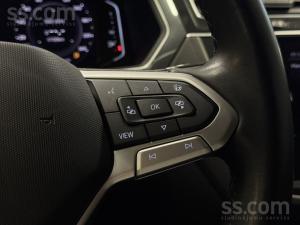 Black Volkswagen Tiguan 2021 in Riga, with an engine capacity of 2.00 L and mileage of 178 thousand km for 21490 €, photo 28 on AUTOMOTO.COM.LV