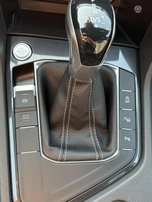 Melns Volkswagen Tiguan 2021 Kauņa, ar dzinēja tilpumu 1.50 L un nobraukumu 124 tūkst. km par 23500 €, foto 16 vietnē AUTOMOTO.COM.LV