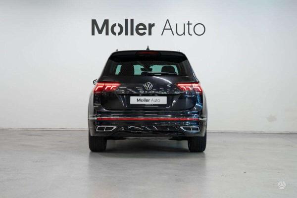 Melns Volkswagen Tiguan 2021 Viļņa, ar dzinēja tilpumu 2.00 L un nobraukumu 133 tūkst. km par 27000 €, foto 6 vietnē AUTOMOTO.COM.LV