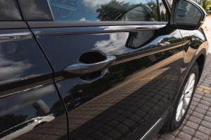 Black Volkswagen Tiguan 2021 in Ventspils, with an engine capacity of 1.50 L and mileage of 69 thousand km for 23900 €, photo 12 on AUTOMOTO.COM.LV