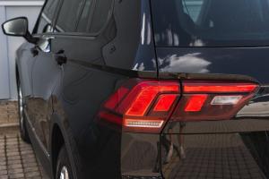 Black Volkswagen Tiguan 2021 in Ventspils, with an engine capacity of 1.50 L and mileage of 69 thousand km for 23900 €, photo 14 on AUTOMOTO.COM.LV