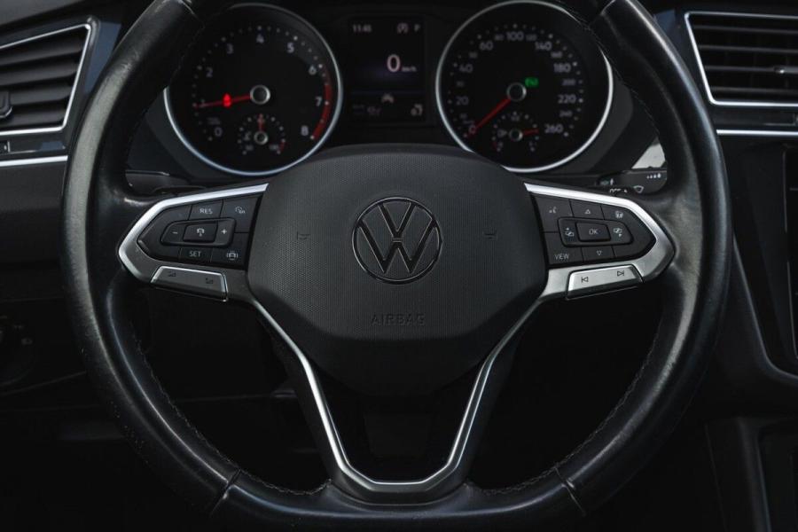 Black Volkswagen Tiguan 2021 in Ventspils, with an engine capacity of 1.50 L and mileage of 69 thousand km for 23900 €, photo 21 on AUTOMOTO.COM.LV