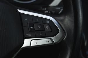 Black Volkswagen Tiguan 2021 in Ventspils, with an engine capacity of 1.50 L and mileage of 69 thousand km for 23900 €, photo 23 on AUTOMOTO.COM.LV