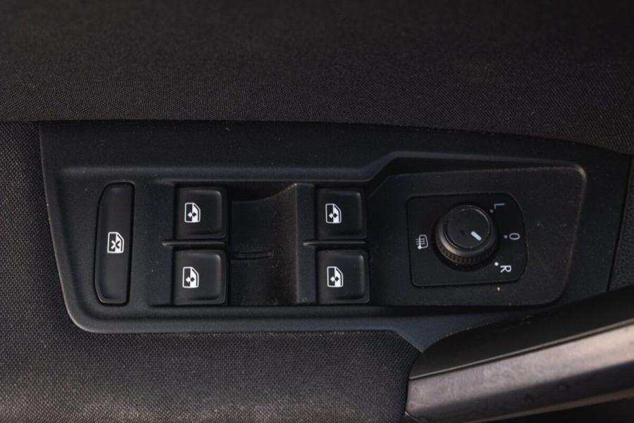 Black Volkswagen Tiguan 2021 in Ventspils, with an engine capacity of 1.50 L and mileage of 69 thousand km for 23900 €, photo 32 on AUTOMOTO.COM.LV