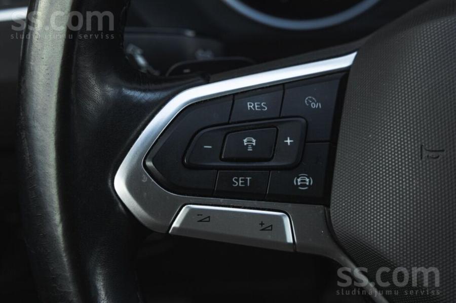 Melns Volkswagen Tiguan 2021 Ventspils, ar dzinēja tilpumu 1.50 L un nobraukumu 69 tūkst. km par 23900 €, foto 22 vietnē AUTOMOTO.COM.LV
