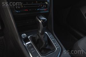 Melns Volkswagen Tiguan 2021 Ventspils, ar dzinēja tilpumu 1.50 L un nobraukumu 69 tūkst. km par 23900 €, foto 29 vietnē AUTOMOTO.COM.LV