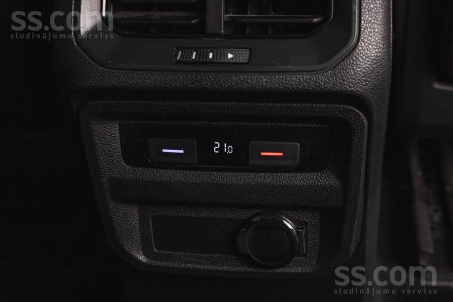 Melns Volkswagen Tiguan 2021 Ventspils, ar dzinēja tilpumu 1.50 L un nobraukumu 69 tūkst. km par 23900 €, foto 36 vietnē AUTOMOTO.COM.LV