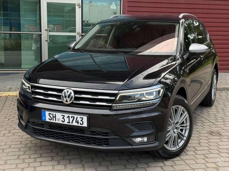 Melns Volkswagen Tiguan 2021 Klaipėda, ar dzinēja tilpumu 1.97 L un nobraukumu 225 tūkst. km par 18500 €, foto 8 vietnē AUTOMOTO.COM.LV