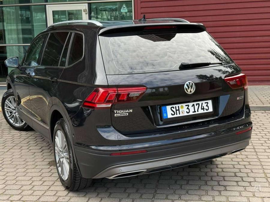 Melns Volkswagen Tiguan 2021 Klaipėda, ar dzinēja tilpumu 1.97 L un nobraukumu 225 tūkst. km par 18500 €, foto 11 vietnē AUTOMOTO.COM.LV