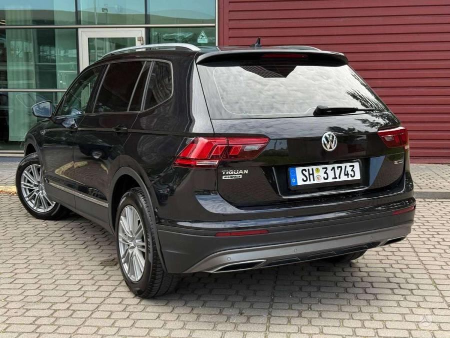 Melns Volkswagen Tiguan 2021 Klaipėda, ar dzinēja tilpumu 1.97 L un nobraukumu 225 tūkst. km par 18500 €, foto 13 vietnē AUTOMOTO.COM.LV