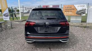 Black Volkswagen Tiguan 2021 in Marijampole, with an engine capacity of 1.97 L and mileage of 285 thousand km for 18490 €, photo 10 on AUTOMOTO.COM.LV