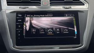 Black Volkswagen Tiguan 2021 in Marijampole, with an engine capacity of 1.97 L and mileage of 285 thousand km for 18490 €, photo 30 on AUTOMOTO.COM.LV
