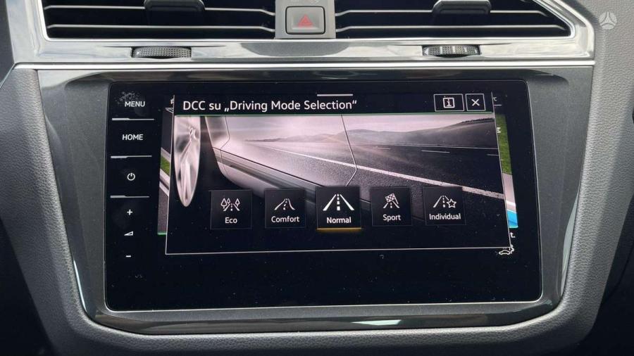 Black Volkswagen Tiguan 2021 in Marijampole, with an engine capacity of 1.97 L and mileage of 285 thousand km for 18490 €, photo 34 on AUTOMOTO.COM.LV