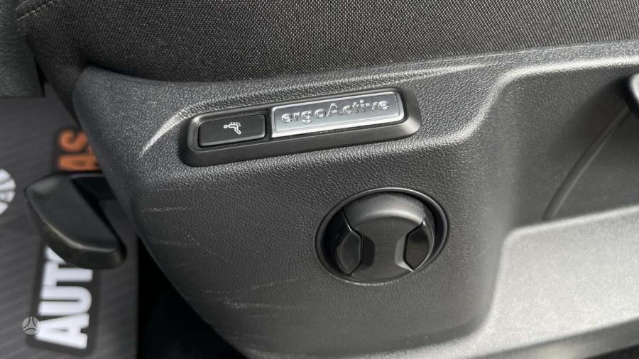Black Volkswagen Tiguan 2021 in Marijampole, with an engine capacity of 1.97 L and mileage of 285 thousand km for 18490 €, photo 49 on AUTOMOTO.COM.LV