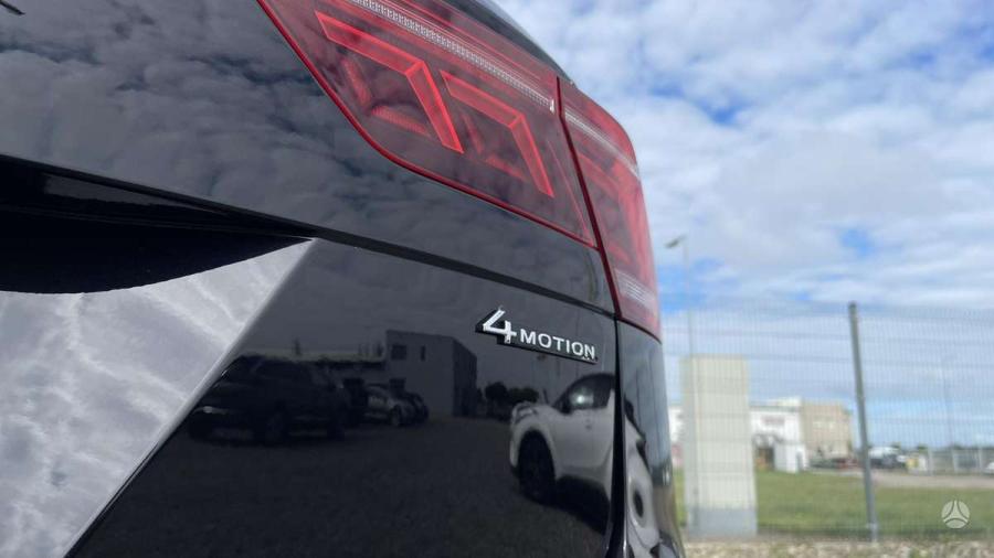 Black Volkswagen Tiguan 2021 in Marijampole, with an engine capacity of 1.97 L and mileage of 285 thousand km for 18490 €, photo 53 on AUTOMOTO.COM.LV