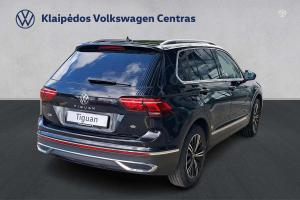 Melns Volkswagen Tiguan 2021 Klaipėda, ar dzinēja tilpumu 1.50 L un nobraukumu 70 tūkst. km par 24950 €, foto 7 vietnē AUTOMOTO.COM.LV