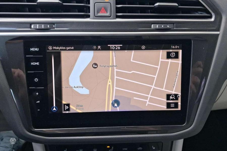 Melns Volkswagen Tiguan 2021 Klaipėda, ar dzinēja tilpumu 1.50 L un nobraukumu 70 tūkst. km par 24950 €, foto 15 vietnē AUTOMOTO.COM.LV