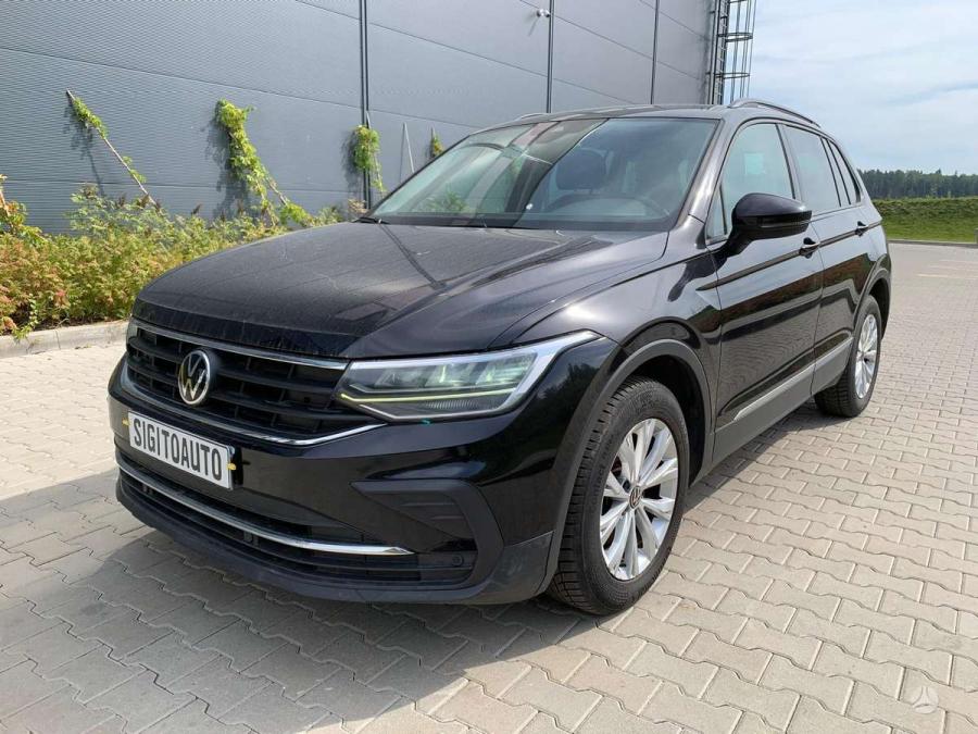 Melns Volkswagen Tiguan 2021 Viļņa, ar dzinēja tilpumu 1.97 L un nobraukumu 235 tūkst. km par 20328 €, foto 3 vietnē AUTOMOTO.COM.LV