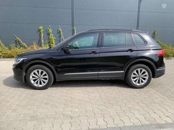 Melns Volkswagen Tiguan 2021 Viļņa, ar dzinēja tilpumu 1.97 L un nobraukumu 235 tūkst. km par 20328 €, foto 6 vietnē AUTOMOTO.COM.LV