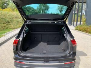 Melns Volkswagen Tiguan 2021 Viļņa, ar dzinēja tilpumu 1.97 L un nobraukumu 235 tūkst. km par 20328 €, foto 9 vietnē AUTOMOTO.COM.LV