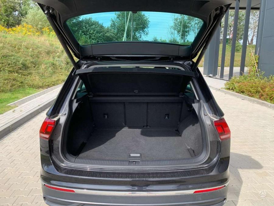 Melns Volkswagen Tiguan 2021 Viļņa, ar dzinēja tilpumu 1.97 L un nobraukumu 235 tūkst. km par 20328 €, foto 9 vietnē AUTOMOTO.COM.LV