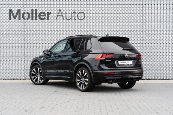Melns Volkswagen Tiguan 2021 Mārupe, ar dzinēja tilpumu 2.00 L un nobraukumu 176 tūkst. km par 23900 €, foto 4 vietnē AUTOMOTO.COM.LV