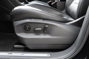 Melns Volkswagen Tiguan 2021 Mārupe, ar dzinēja tilpumu 2.00 L un nobraukumu 176 tūkst. km par 23900 €, foto 11 vietnē AUTOMOTO.COM.LV