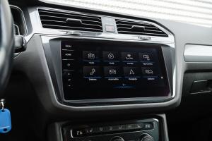Melns Volkswagen Tiguan 2021 Mārupe, ar dzinēja tilpumu 2.00 L un nobraukumu 176 tūkst. km par 23900 €, foto 18 vietnē AUTOMOTO.COM.LV