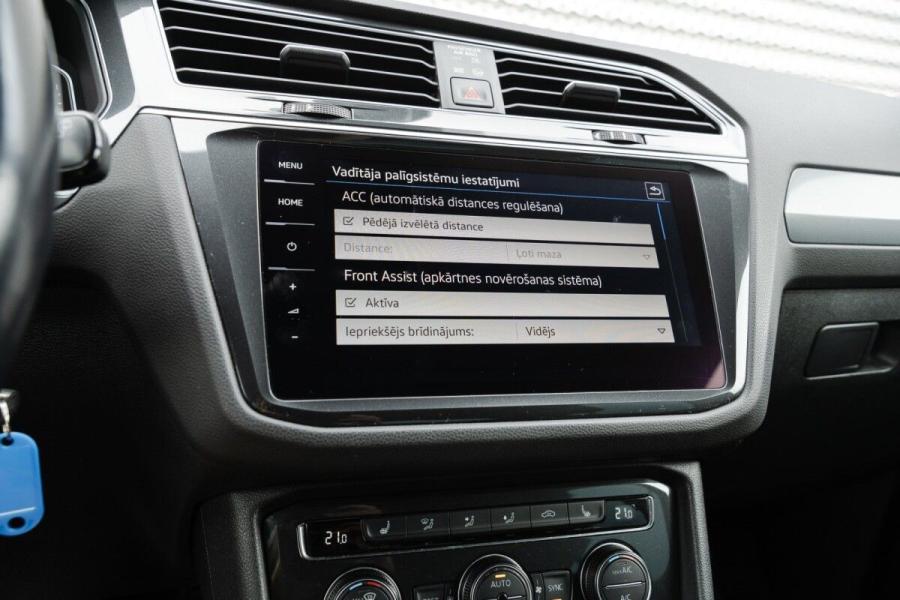 Melns Volkswagen Tiguan 2021 Mārupe, ar dzinēja tilpumu 2.00 L un nobraukumu 176 tūkst. km par 23900 €, foto 20 vietnē AUTOMOTO.COM.LV