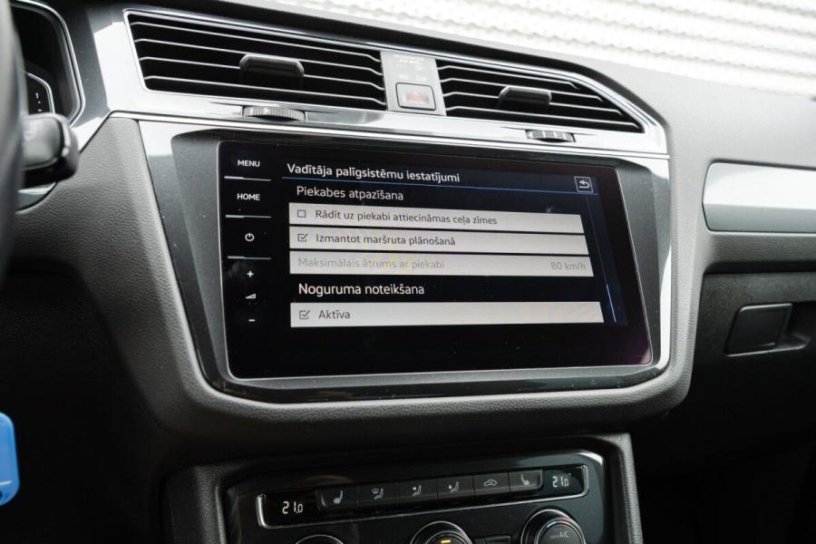 Melns Volkswagen Tiguan 2021 Mārupe, ar dzinēja tilpumu 2.00 L un nobraukumu 176 tūkst. km par 23900 €, foto 23 vietnē AUTOMOTO.COM.LV