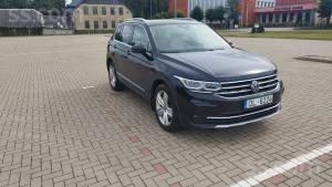 Black Volkswagen Tiguan 2021 in Cesis, with an engine capacity of 1.40 L and mileage of 163 thousand km for 21500 €, photo 3 on AUTOMOTO.COM.LV