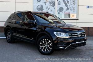Black Volkswagen Tiguan 2021 in Kretinga, with an engine capacity of 1.98 L and mileage of 212 thousand km for 17499 €, photo  on AUTOMOTO.COM.LV