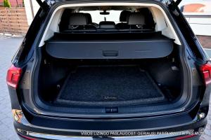 Black Volkswagen Tiguan 2021 in Kretinga, with an engine capacity of 1.98 L and mileage of 212 thousand km for 17499 €, photo 13 on AUTOMOTO.COM.LV
