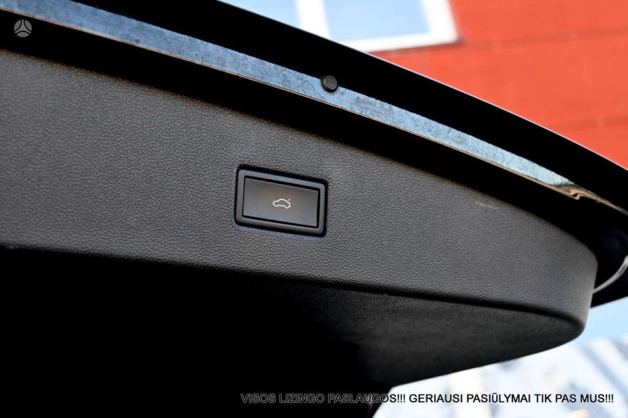 Black Volkswagen Tiguan 2021 in Kretinga, with an engine capacity of 1.98 L and mileage of 212 thousand km for 17499 €, photo 16 on AUTOMOTO.COM.LV