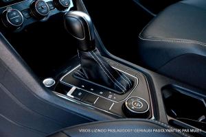 Black Volkswagen Tiguan 2021 in Kretinga, with an engine capacity of 1.98 L and mileage of 212 thousand km for 17499 €, photo 23 on AUTOMOTO.COM.LV