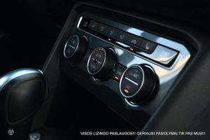 Black Volkswagen Tiguan 2021 in Kretinga, with an engine capacity of 1.98 L and mileage of 212 thousand km for 17499 €, photo 27 on AUTOMOTO.COM.LV